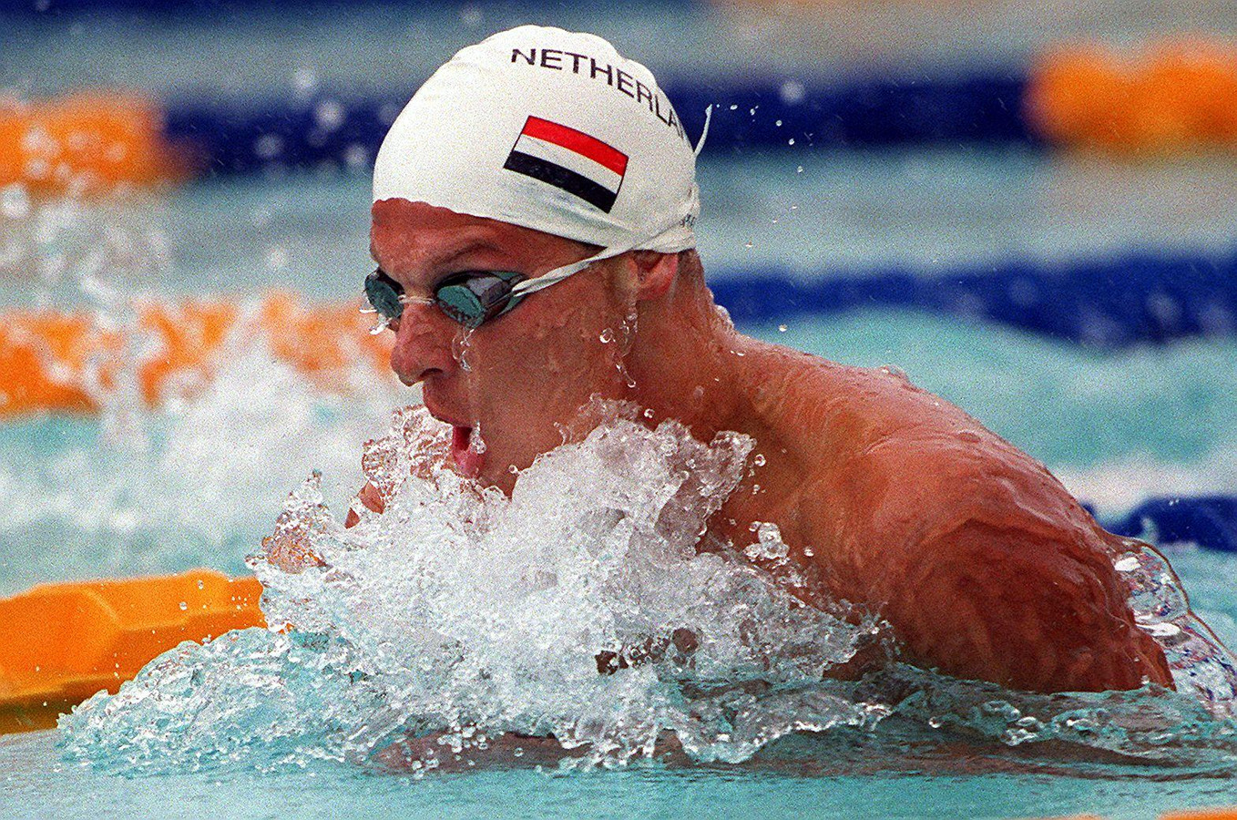 Met een bebloede hand zwom Marcel Wouda naar de wereldtitel, wordt Arno ...