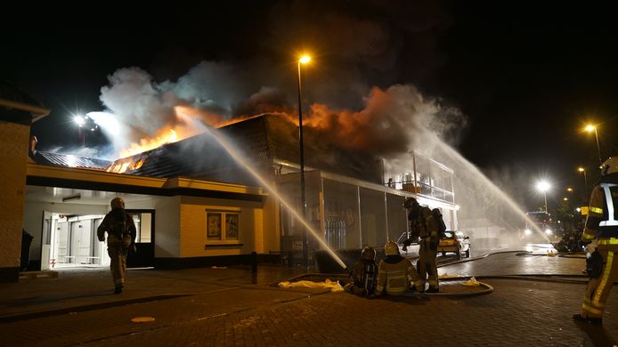Derde grote brand in zes jaar tijd schokt burgemeester van Brummen ...