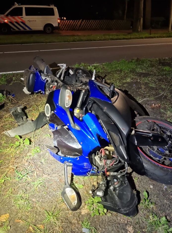 Beschonken motorrijder komt in botsing met automobilist in Wassenaar ...