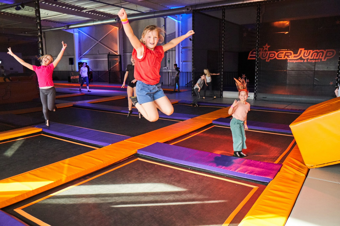 Trampolinepark SuperJump viert 5-jarig bestaan met belevingsweekend: “Velen dachten dat het een ...