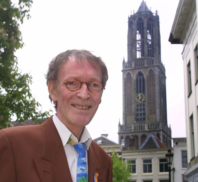 Op déze plaats is ‘Utereg me stadje’ van Herman Berkien binnengekomen ...