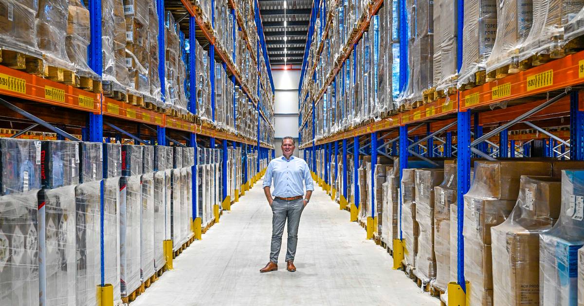 Een rondje door nieuwe 'warehouse’ van Raben en je hebt je workout ...