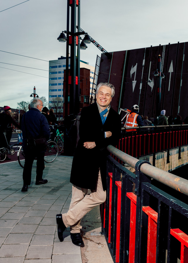 Joris Luyendijk liep een deuk op na zijn laatste boek: ‘Het was een ...