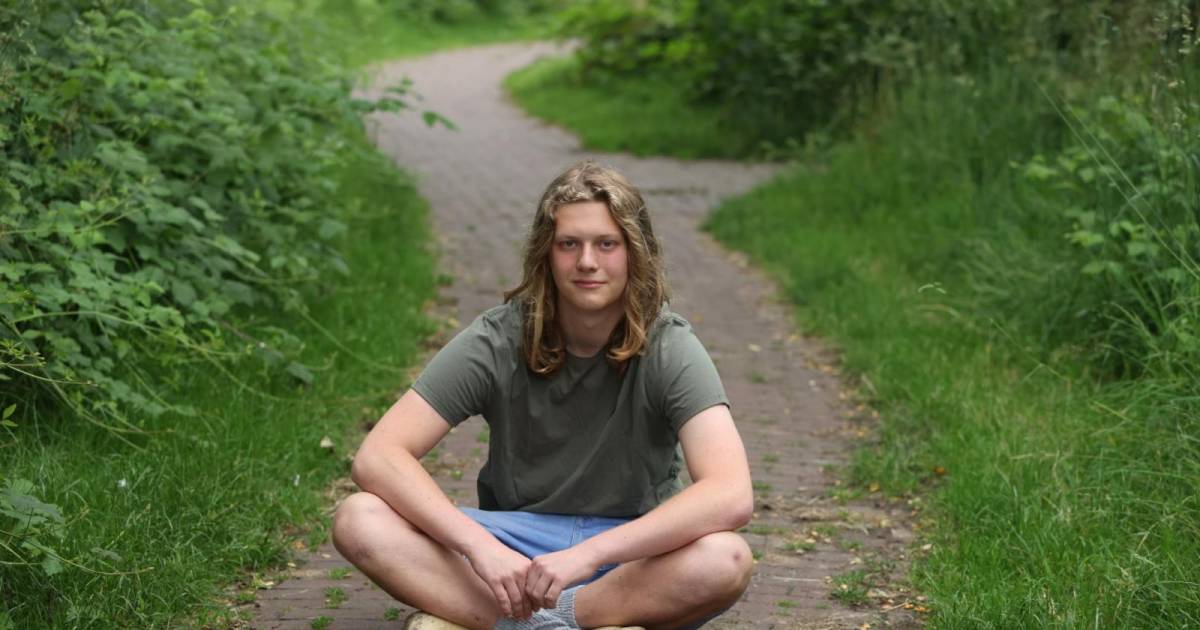 Steef gaat op z’n klompen naar het WK Aardrijkskunde maar heeft toch ...