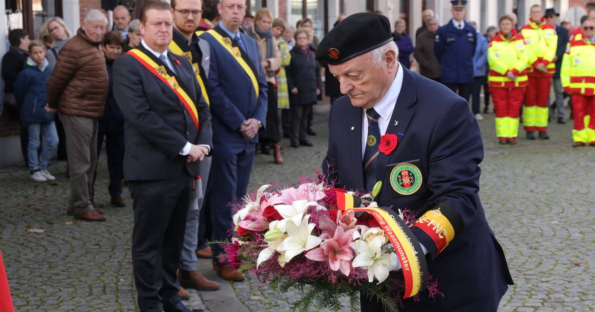 Wapenstilstand wordt herdacht met optocht, misviering en bloemenhulde ...