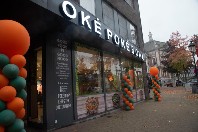 NET OPEN. Oké Poké Bowl opent zesde vestiging op Markt Wetteren: “We zorgen voor goedgevulde ...