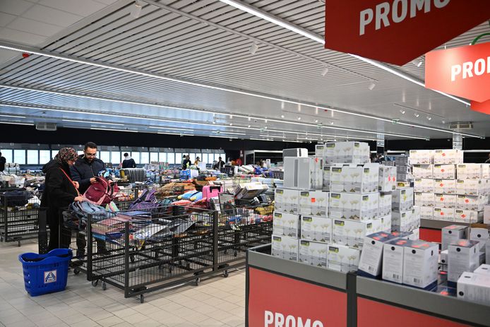 ALDI opent Outlet in Leuven: “Open tot en met 10 april” | Leuven | hln.be