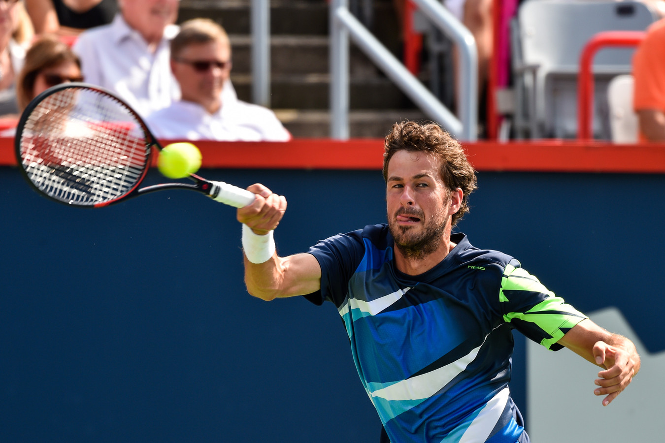 Robin Haase met opgeheven hoofd naar huis | Foto | AD.nl
