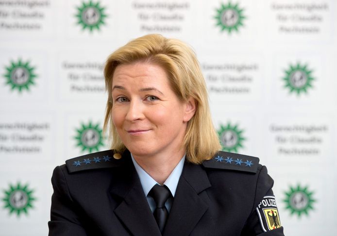 Onderzoek naar oud-schaatsster Claudia Pechstein om uitspraken in ...