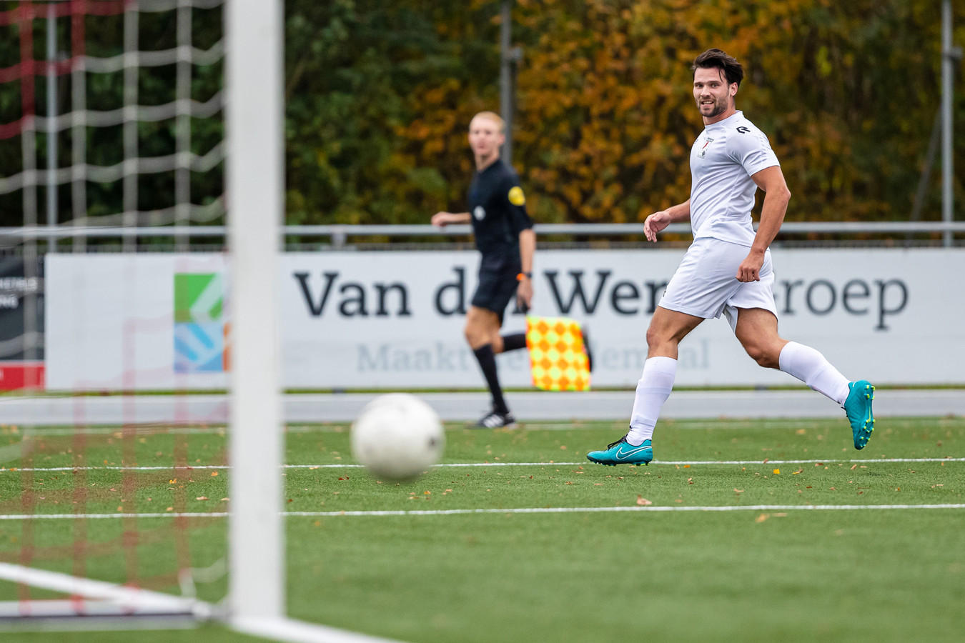 Plots staat RKAVV bovenaan en is Remco Overdevest topscorer: ‘Ik heb ...
