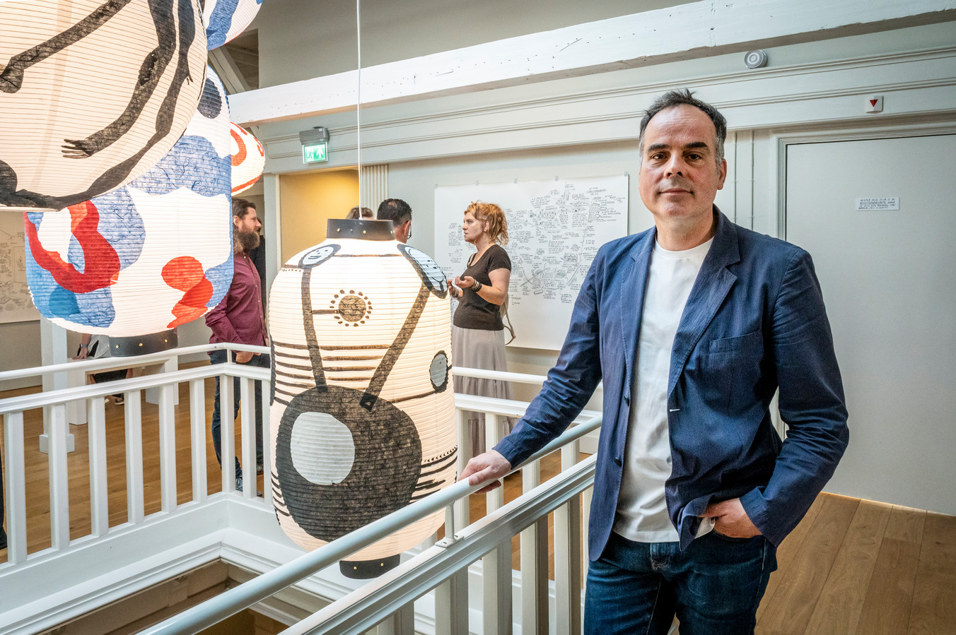 Oss legt 6000 euro neer om tekeningen van Jan Rothuizen in de stad te ...