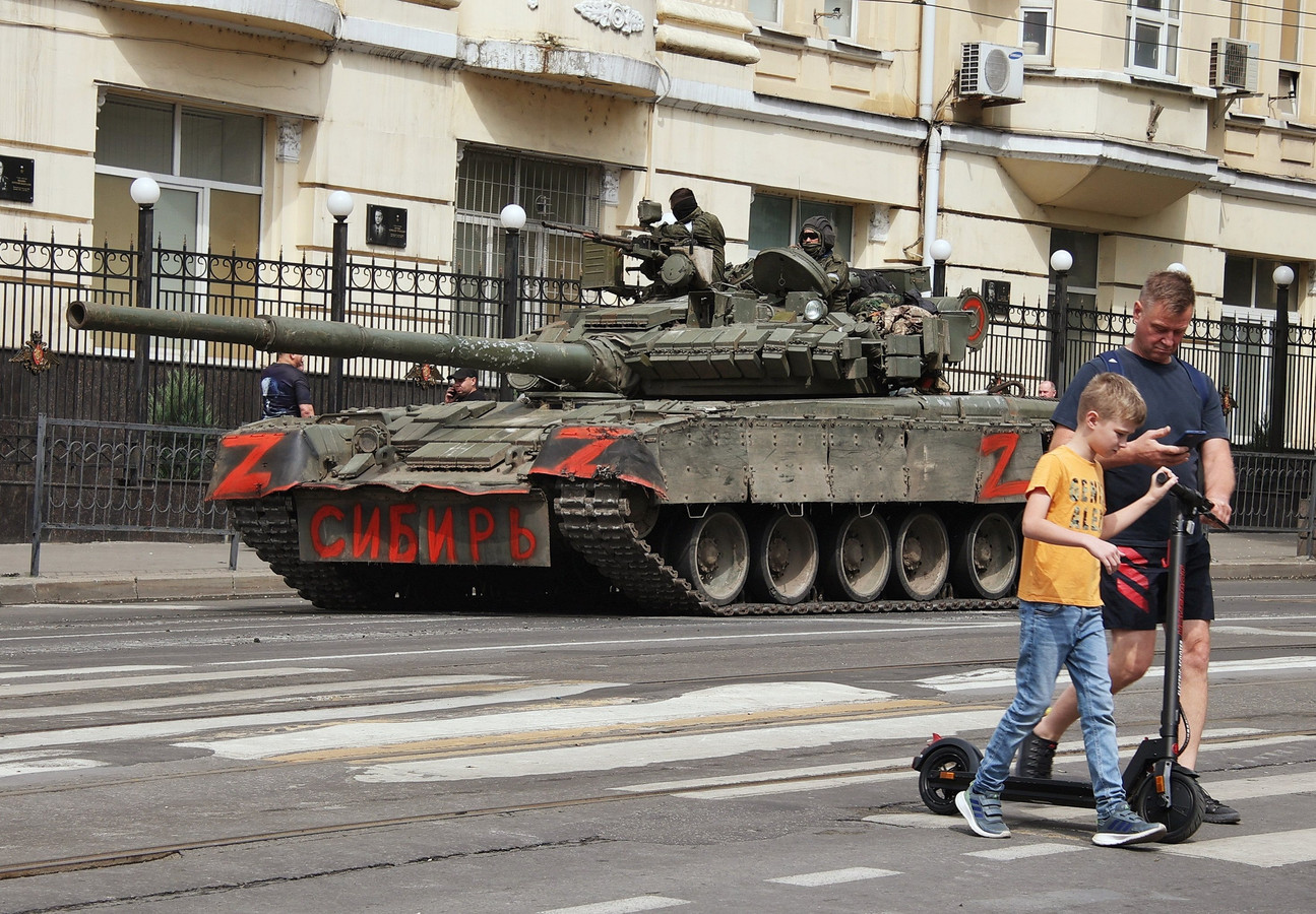 Defensie-expert kolonel Roger Housen over de plotwending in Rusland ...