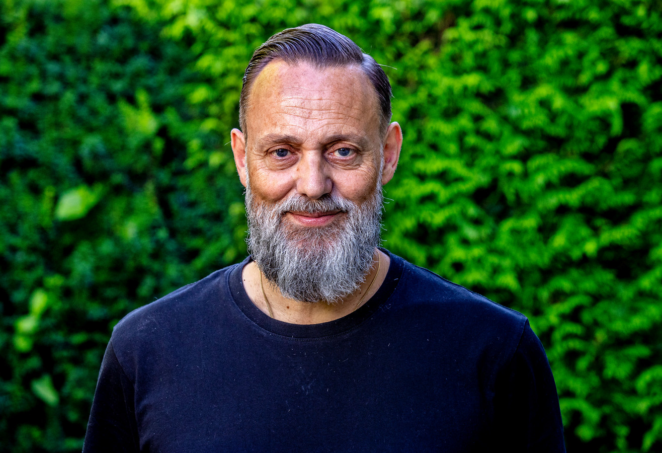 Hugo Borst: van voetbalboeman tot sociaal betrokken gezicht van de ...