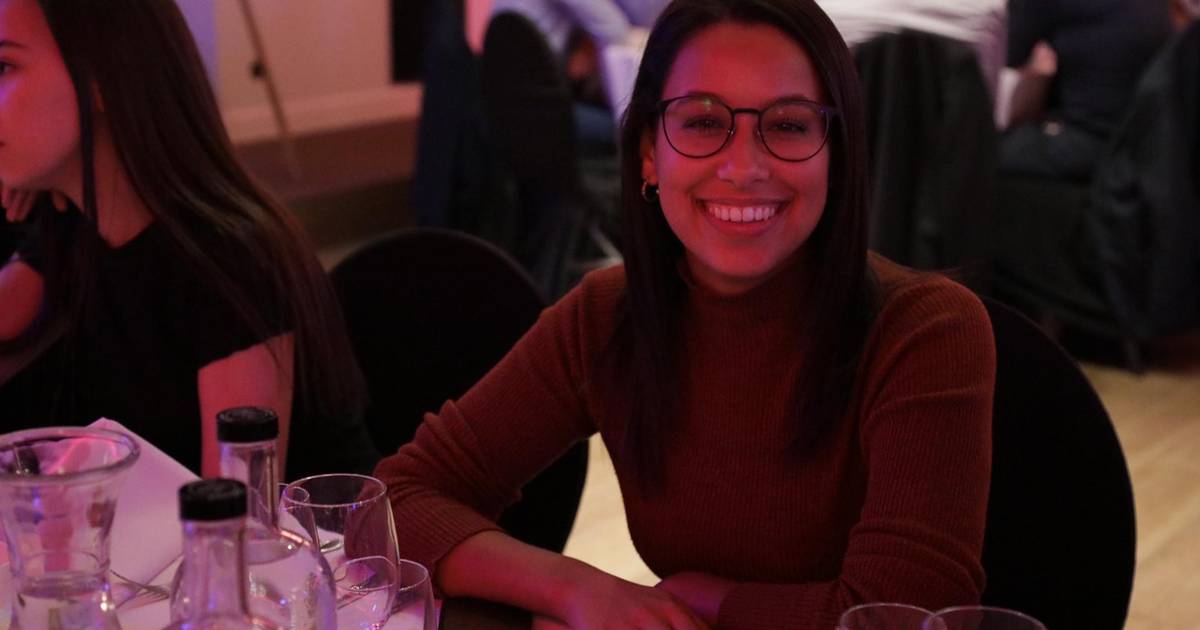 Sabrine (25) sterft in zware brand, familie hoopt dat studente postuum ...