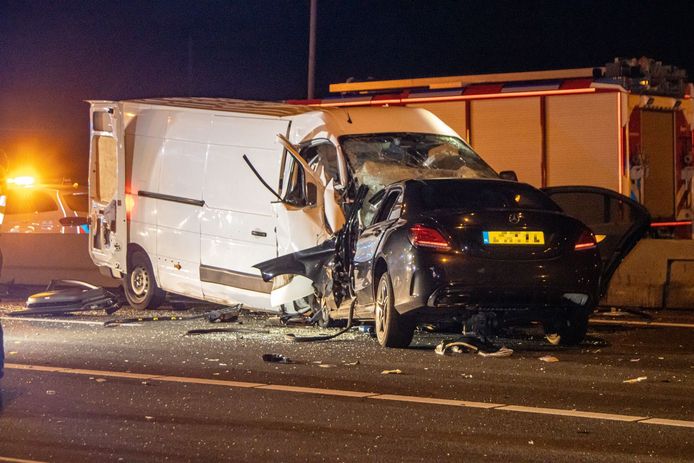 Spookrijder ernstig gewond na aanrijding op A9, tweede slachtoffer ...