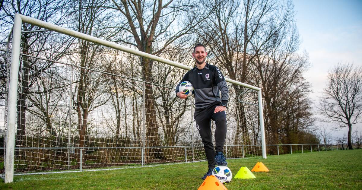 Sander (26) leert straatarme Ghanese kinderen voetballen: ‘Het wordt ...