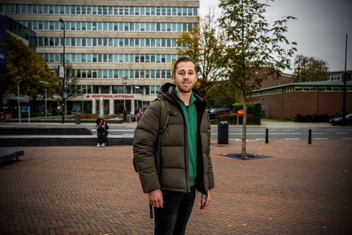 Van plagiaat beschuldigde Luc neemt advocaat in de arm: ‘Leerlingen ...