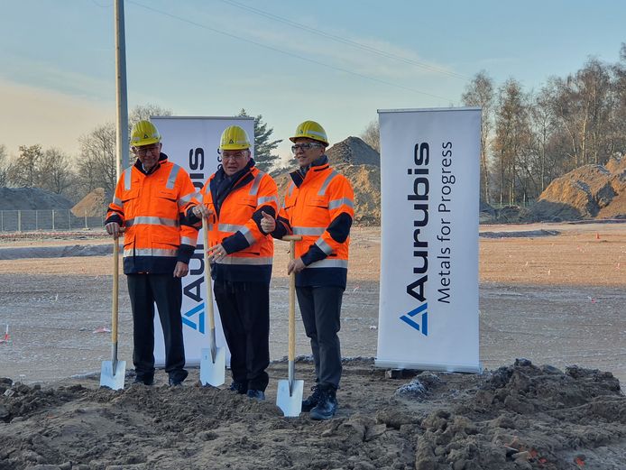 Aurubis pompt 33 miljoen euro in gloednieuwe installatie in Beerse: “We creëren zo zeventien ...
