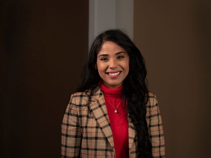 Haagse Michelle (31) maakt kans op titel ‘Jonge ambtenaar van het jaar ...