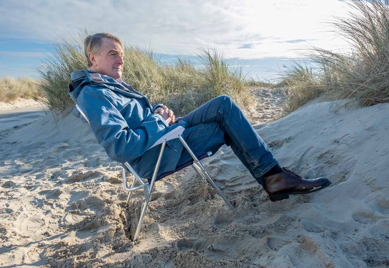 Jean-Marie mist bankje op de dijk, maar krijgt mooier uitkijkpunt over ...