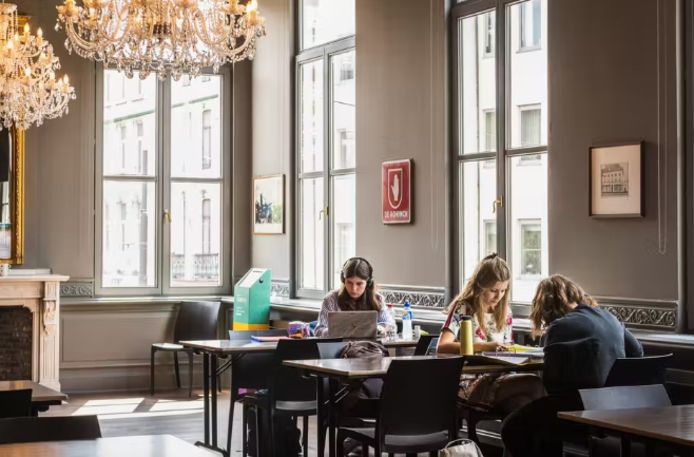 Heb je thuis geen concentratie? Ontdek hier 7 unieke studieplekken in ...