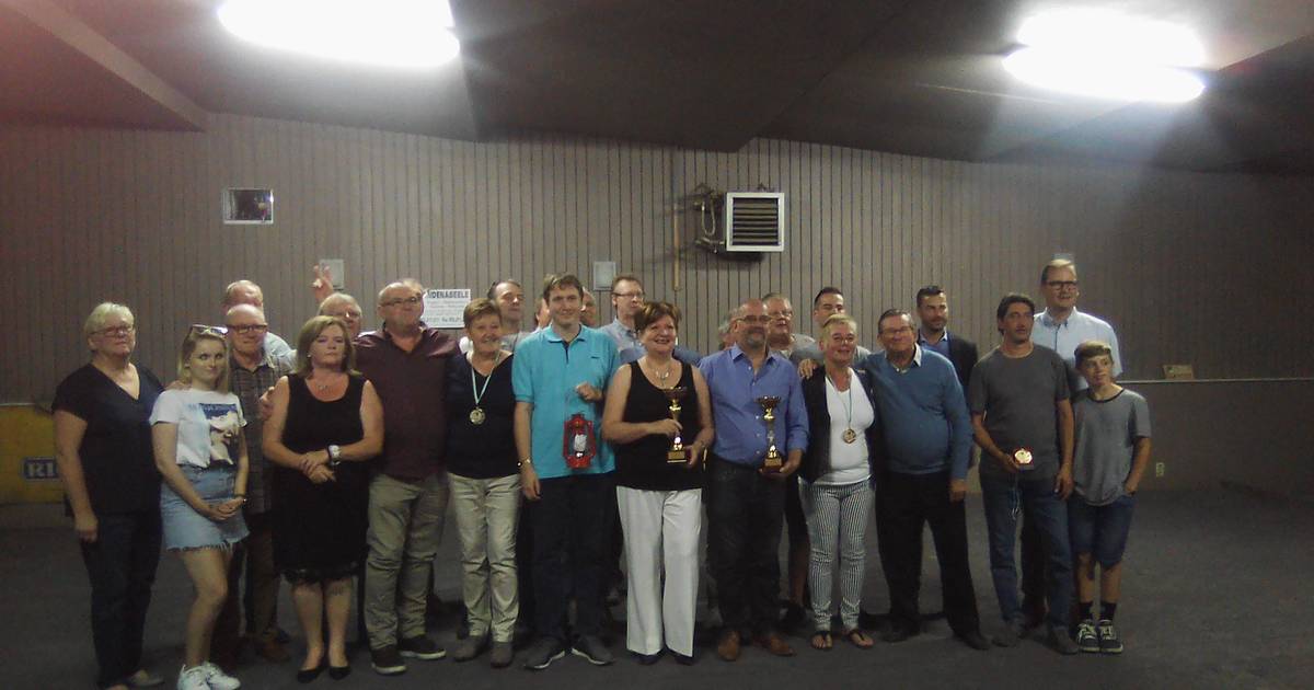 Christophe Sanspeur en Martine Roos zijn zomerkampioenen Petanqueclub ...