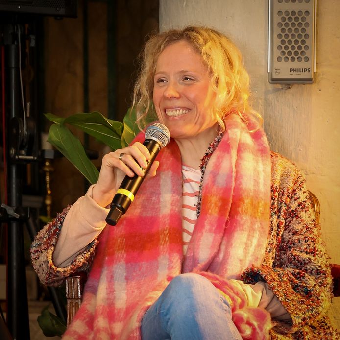 Ruth Lasters wint 14de Melopee Poëzieprijs | Laarne | hln.be