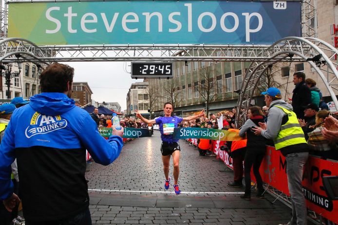 Stevensloop wordt mogelijk NK halve marathon | Nijmegen | AD.nl