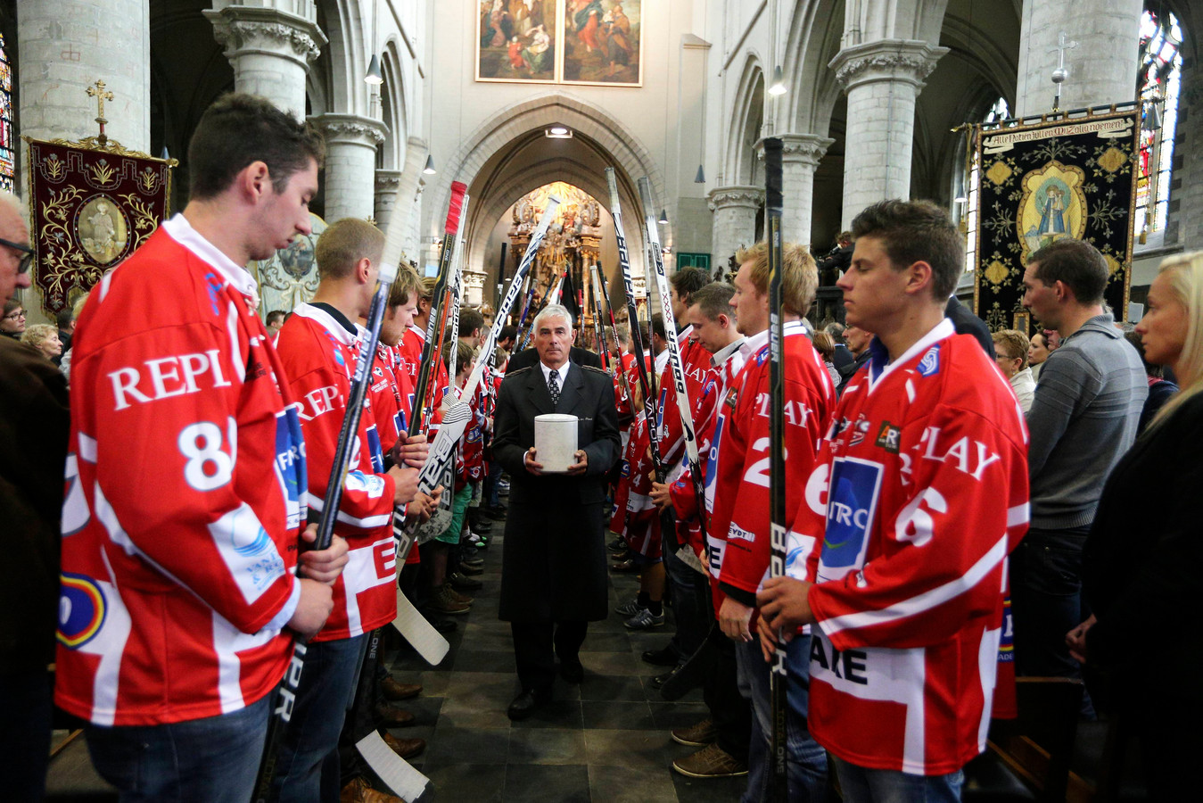 Exact 10 jaar geleden overleed wielrenner Rob Goris onverwacht in zijn ...