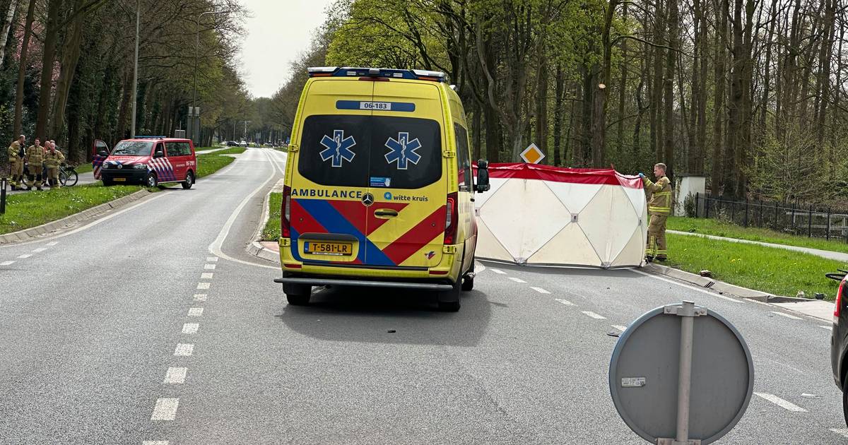 Fietser (84) komt om het leven bij ongeval op kruising Putten | 112 nieuws Putten | destentor.nl