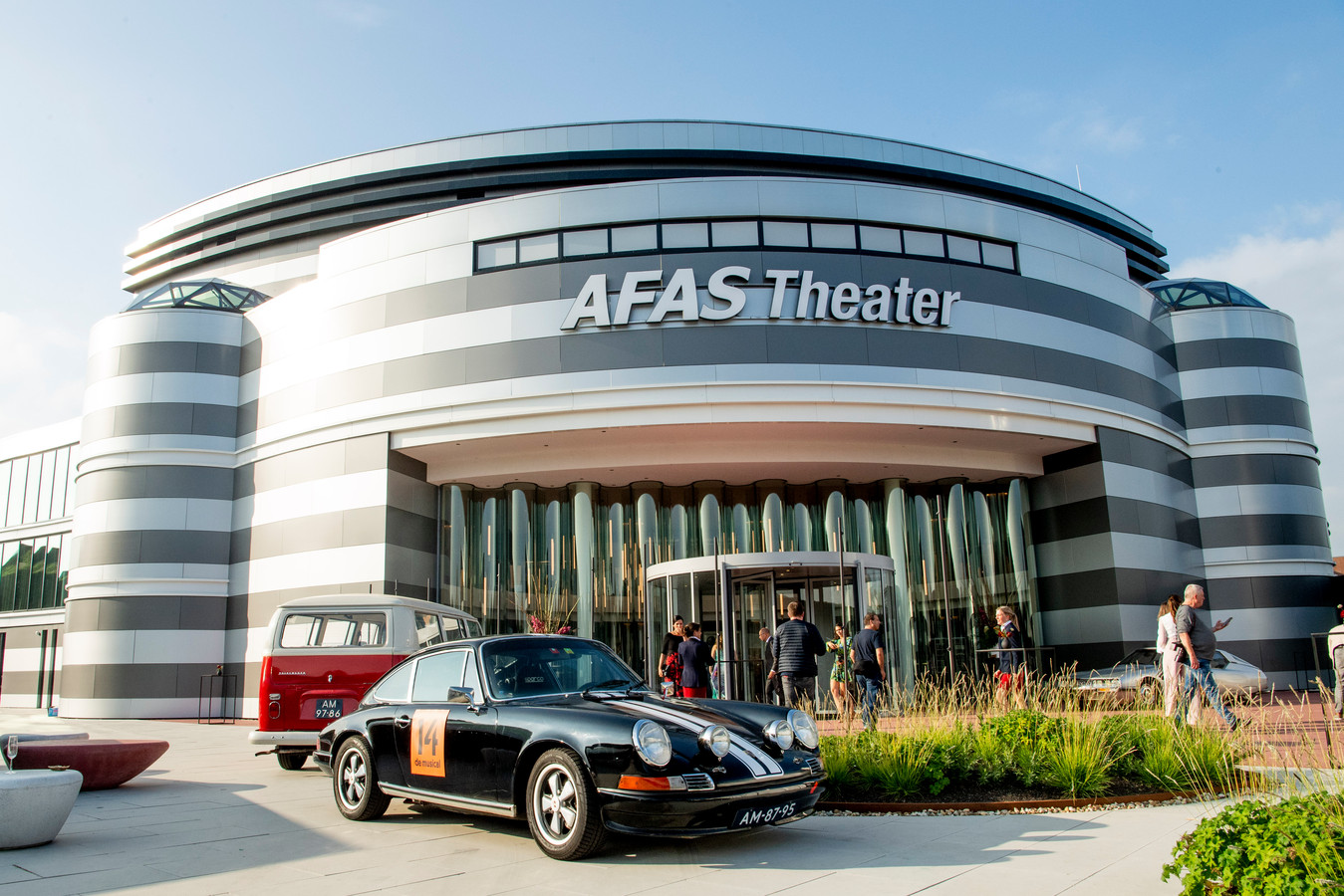 Leusden Wordt Thuishaven Van Nederlandse Muziekwereld Edisons Uitgereikt In Afas Theater Foto