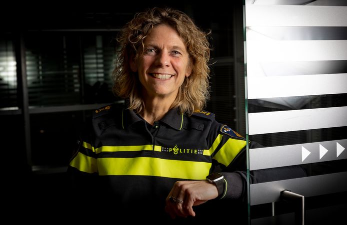 Korpschef Janny Knol in Oost-Nederland nadrukkelijk in beeld als ...