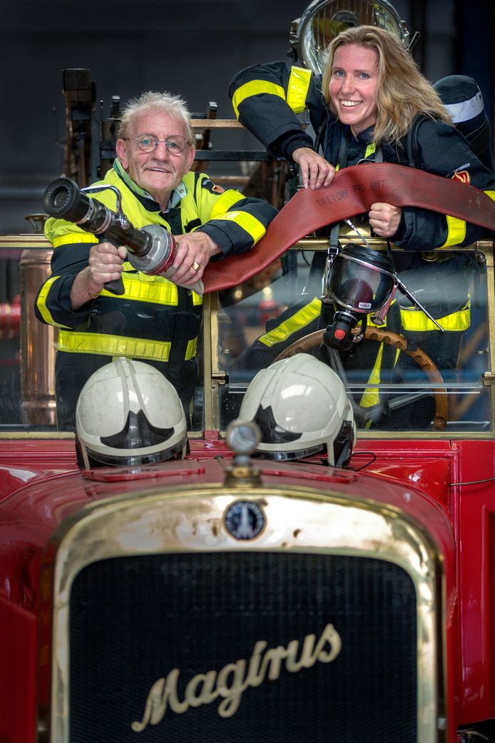 Drie generaties bij de beroepsbrandweer: opa, pa en dochter | 's ...