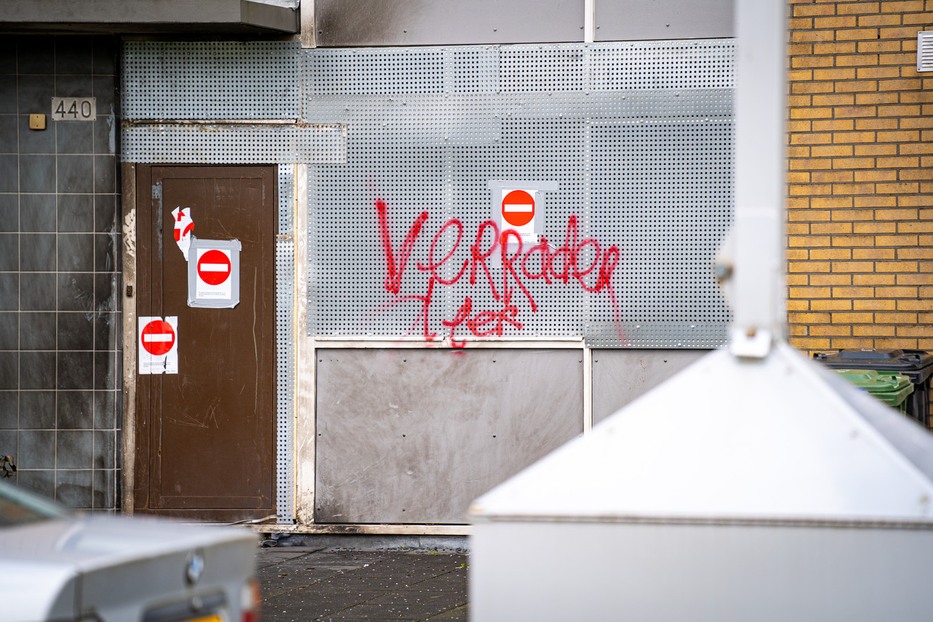 Verdachte Van Ontvoering Draagt Bij Arrestatie Politievest En Heeft