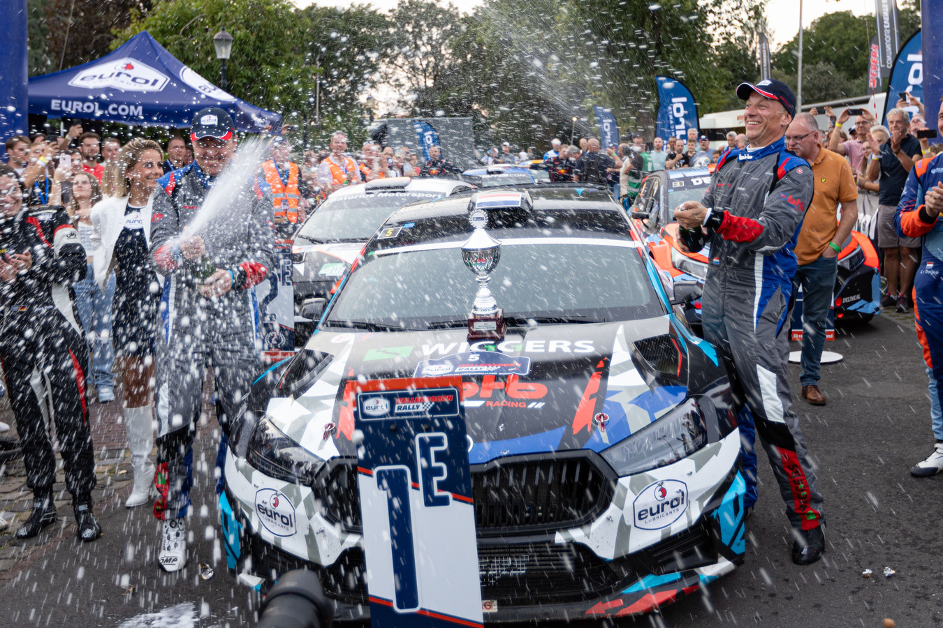 Nagenieten met foto’s: dit was de 41ste Hellendoorn Rally | Foto ...