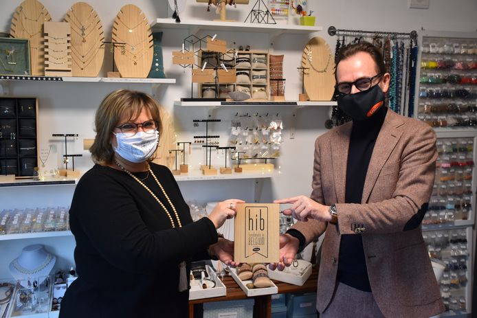 Brigitte Peters van Tutto Bello ontvangt ‘Handmade In Belgium’-label ...