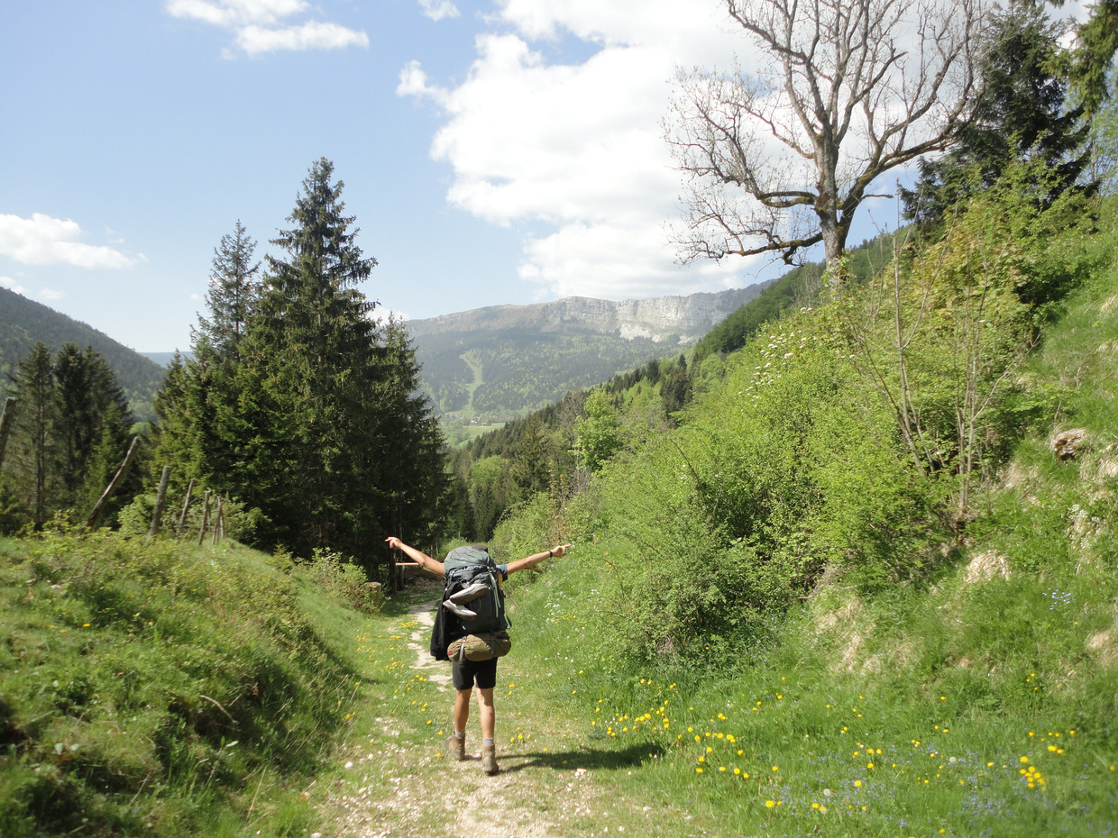 Met een volle rugzak naar Rome, op zoek naar een beter leven: het ...