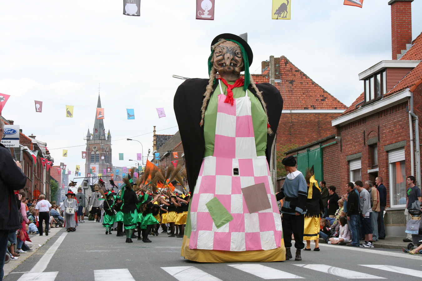 Broer en zus brengen eerste kinderboek Toveresje Mia uit: “We willen er ...
