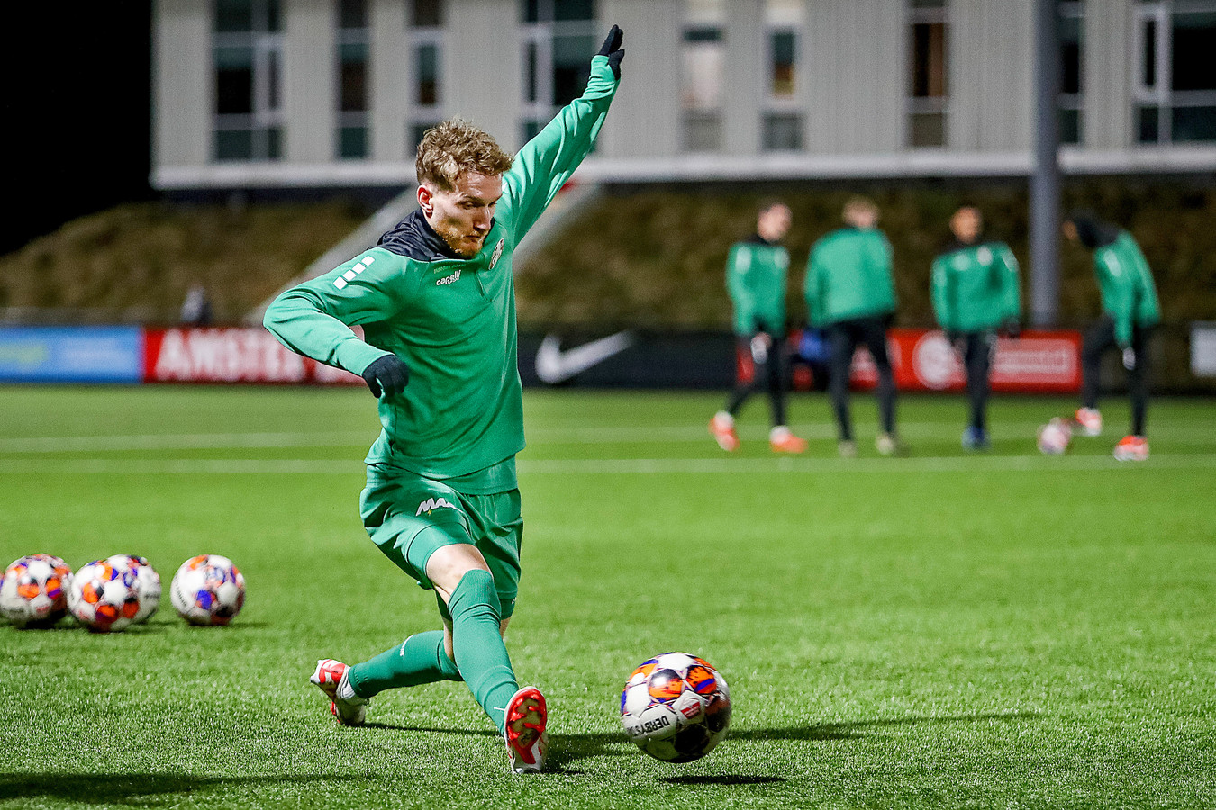 FC Dordrecht-nieuwkomer Léo Seydoux kritisch op zichzelf: ‘Ik weet ook ...