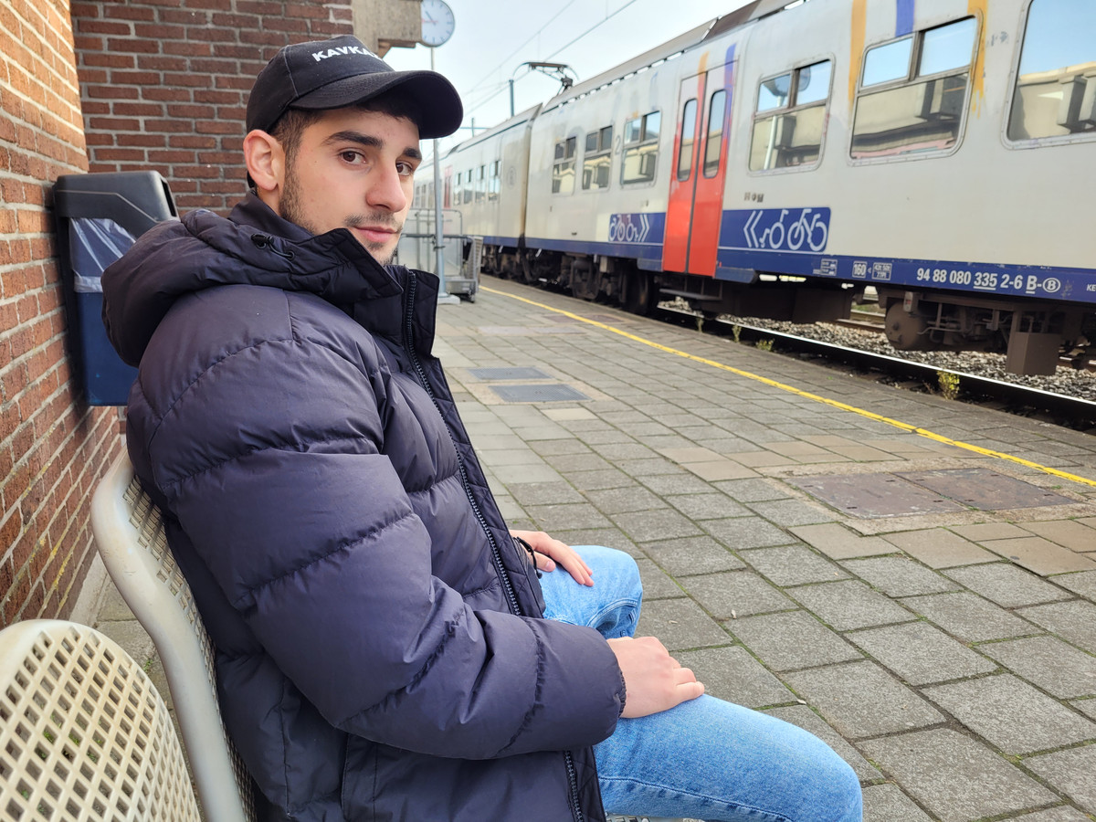 PORTRET. Wie is Flinke Jongen? TikTokker die treinconducteur sloeg, mag ...