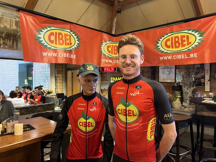 De fiets bepaalt het leven van Nils Heyns nu helemaal: “Arvil en Cibel ...