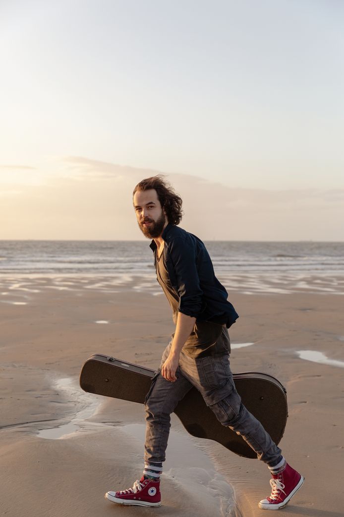 Singer-songwriter Jasper Erkens (27) verkiest de laatste uren van de ...
