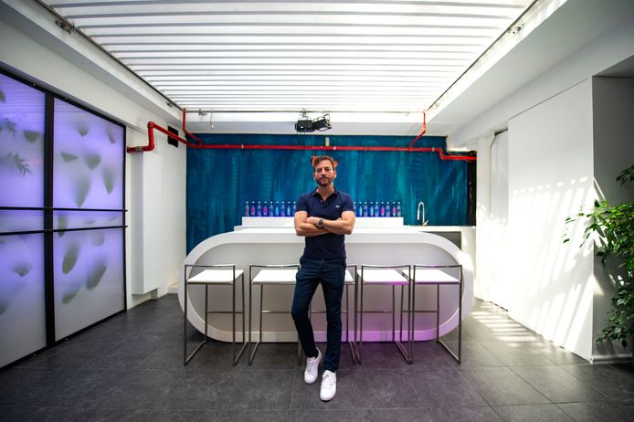 Hessenhuis ondergaat grondige metamorfose en wordt nu ook the Embassy ...