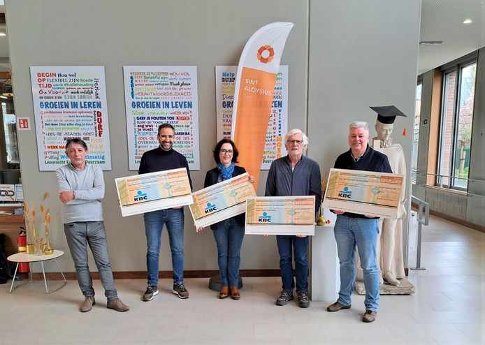 Leerlingen van Sint Aloysius Geel zamelen 12.500 euro in voor vier ...