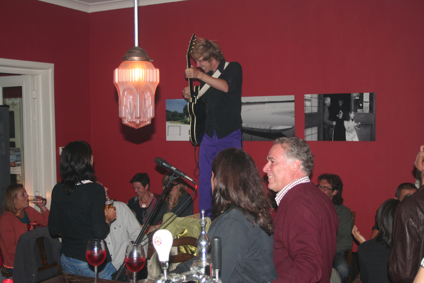 Bekende bistro in Hansbeke staat over te nemen: “Eerst vier ik 20 jaar ...