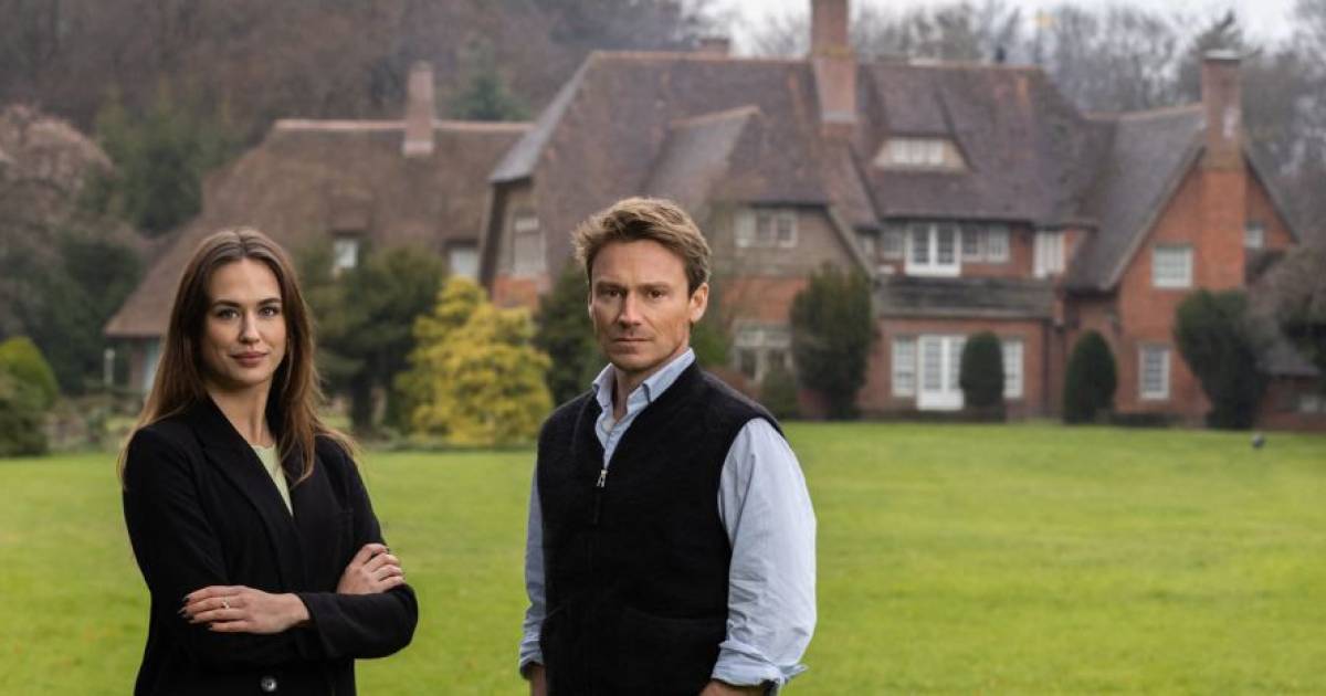 Sander Schimmelpenninck onderzoekt historie van familie Philips: ‘Uniek inkijkje’ | Show | AD.nl