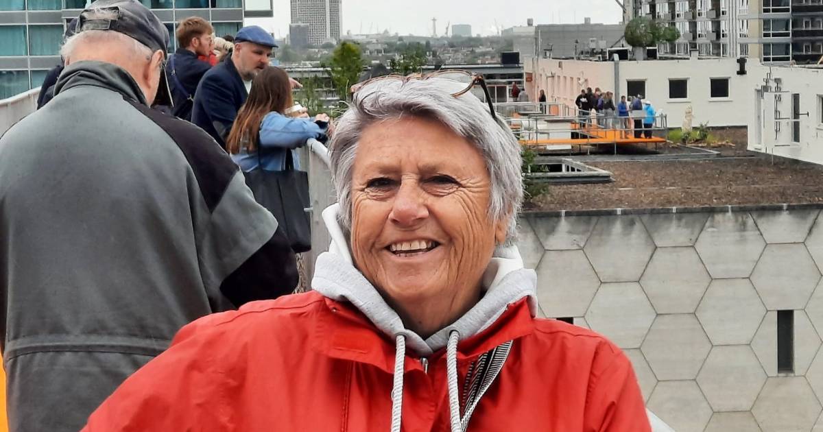 Nell (74) wilde geen uitvaart, wel een toost op haar kosten en ze ...