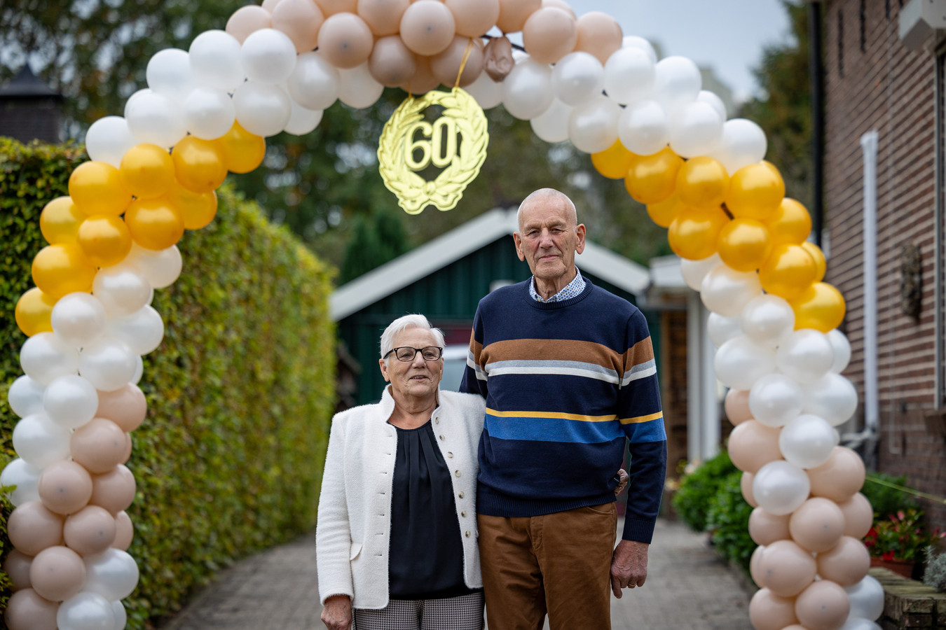Bea (79) en Henny (83) uit Daarlerveen vieren diamanten huwelijk: ‘Nog ...