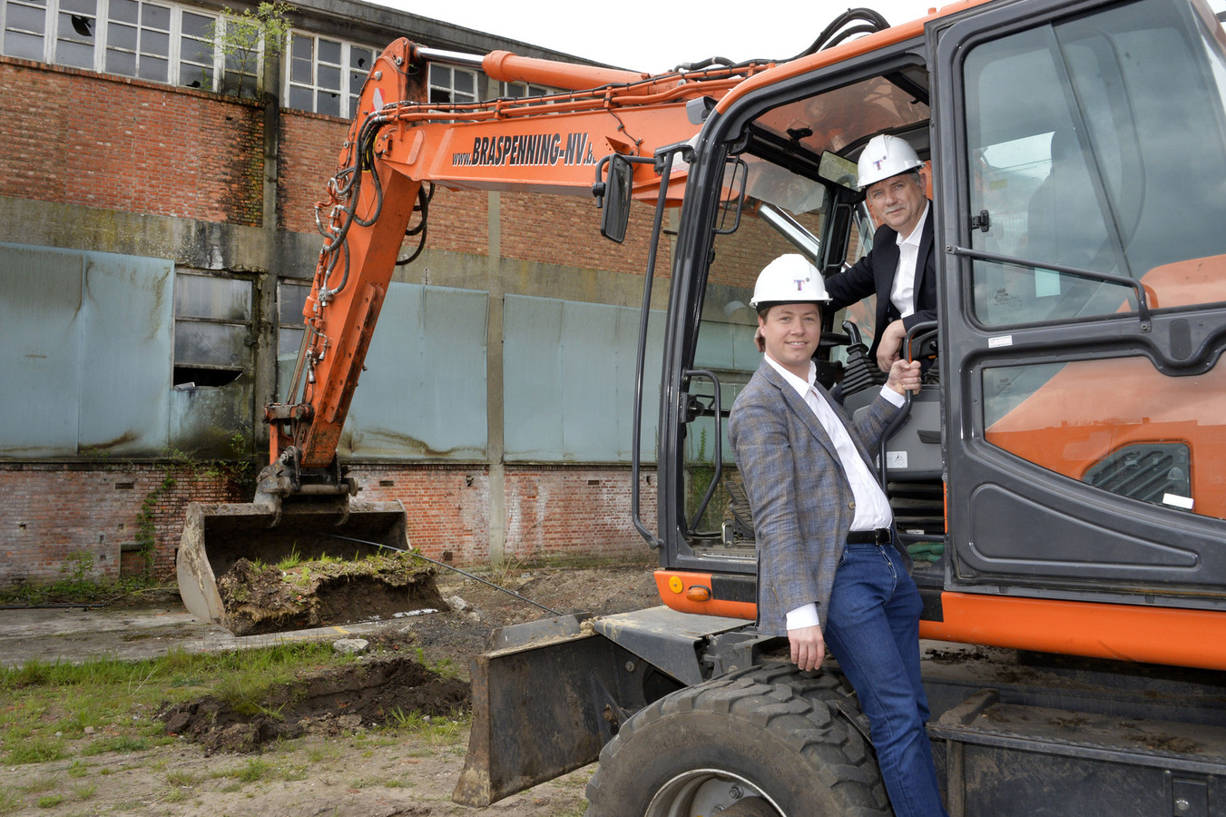 Turnova na 20 jaar eindelijk van start | Foto | hln.be