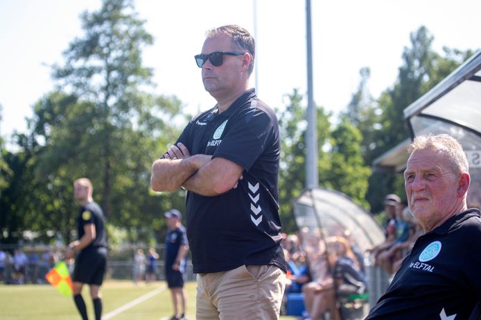 Blauw Geel’55 heeft eindelijk beet: Dekker volgt Van der Hoop op als hoofdtrainer | Ede | AD.nl